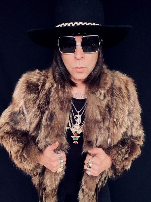 Biography :: Johnny Jetson